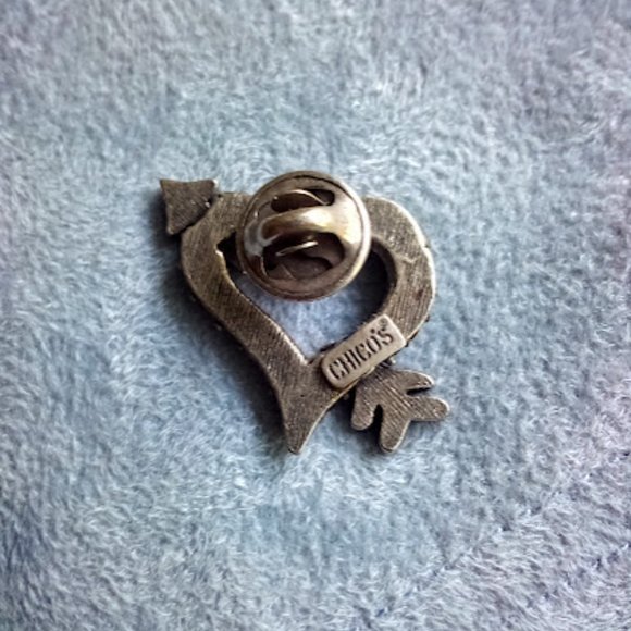 Chico's | Jewelry | Chicos Sparkling Heart Brooch | Poshmark